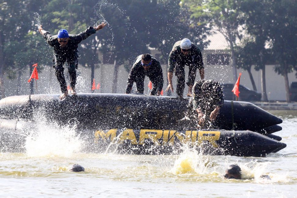 Intip Latihan Ketahanan Fisik Prajurit Marinir