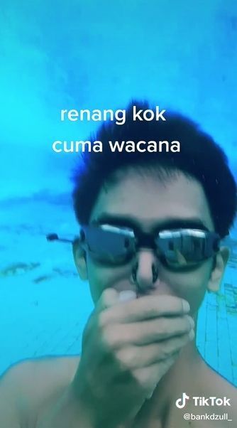 Pria Unggah Video Menyelam di Kolam Renang, Publik Salfok Lihat ...