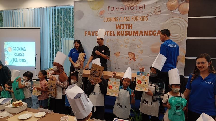 Favehotel Kusumanegara Ajak Anak Berkreasi Melalui Event Cooking Class ...
