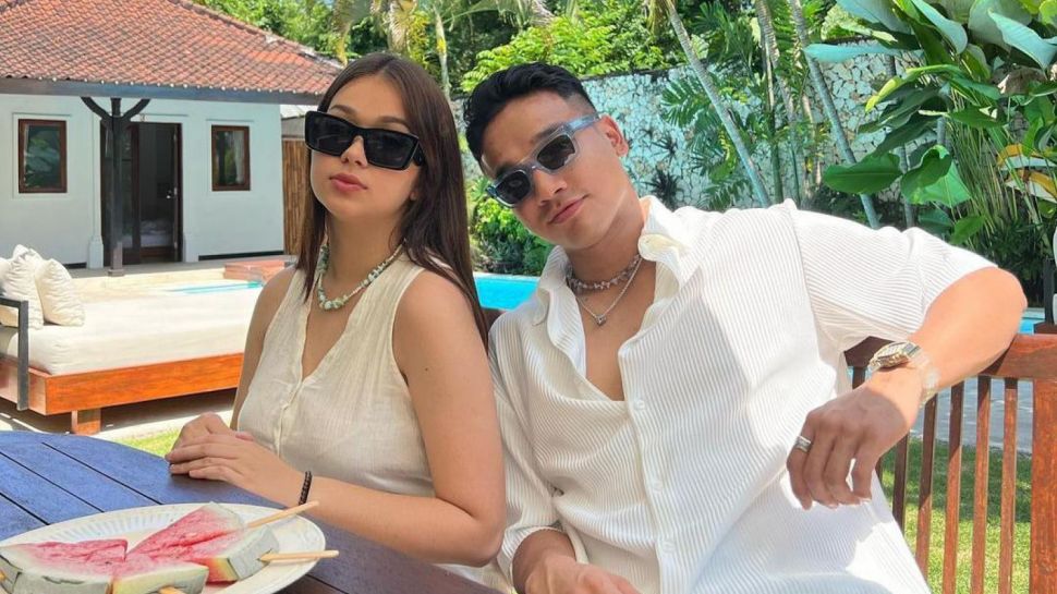 Rebecca Klopper dan Fadly Faisal Dikabarkan Putus, Karena Video Porno? - TrendRadars Indonesia
