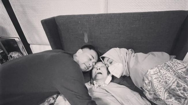 Kumpulan Berita RAFFI AHMAD BERDUKA: Saat Menjelang Pergantian Malam ... Kumpulan Berita RAFFI AHMAD BERDUKA: Saat Menjelang Pergantian Malam ...
