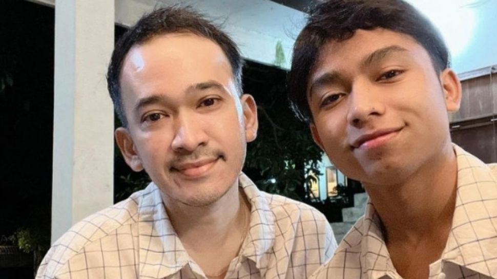 Punya Suara Merdu dan Jadi Anak Angkat Ruben Onsu, Ini Profil Betrand Peto