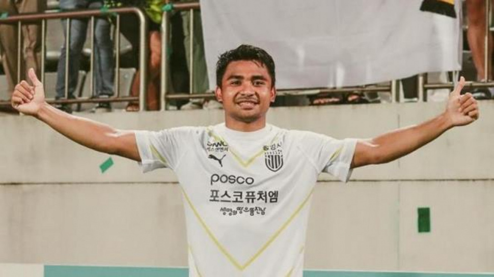 Ini Biodata dan Agama Asnawi Mangkualam, Kapten Timnas yang Digosipkan ... Ini Biodata dan Agama Asnawi Mangkualam, Kapten Timnas yang Digosipkan ...